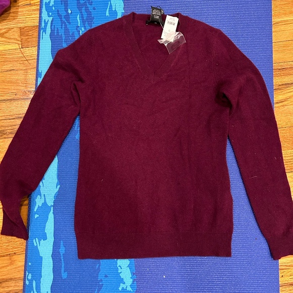 Lord & Taylor | Sweaters | Lord Taylor Cashmere Sweater | Poshmark
